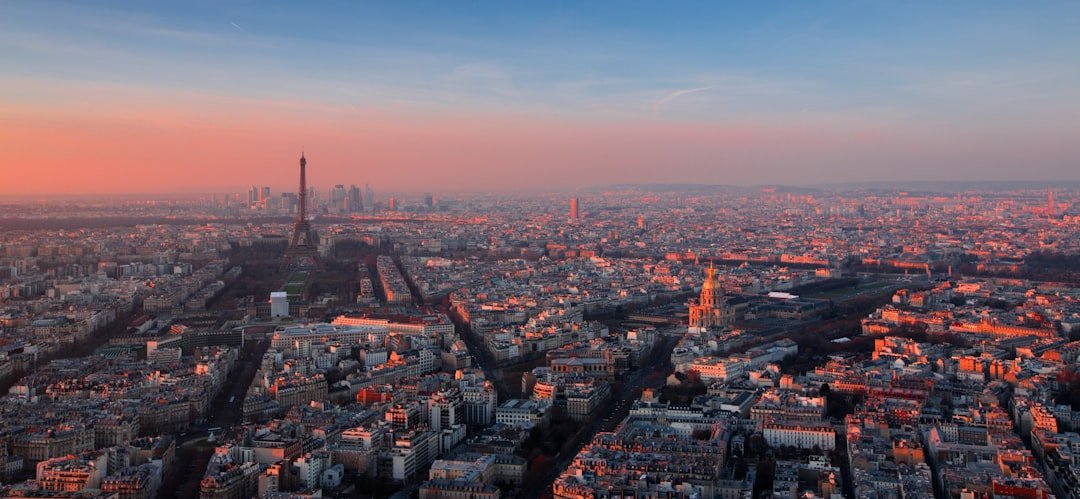 The Position of Object Pronouns in a French Sentence