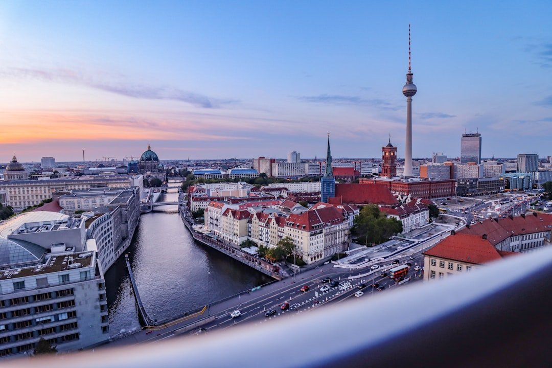 How to Use the German Preposition 'zu'