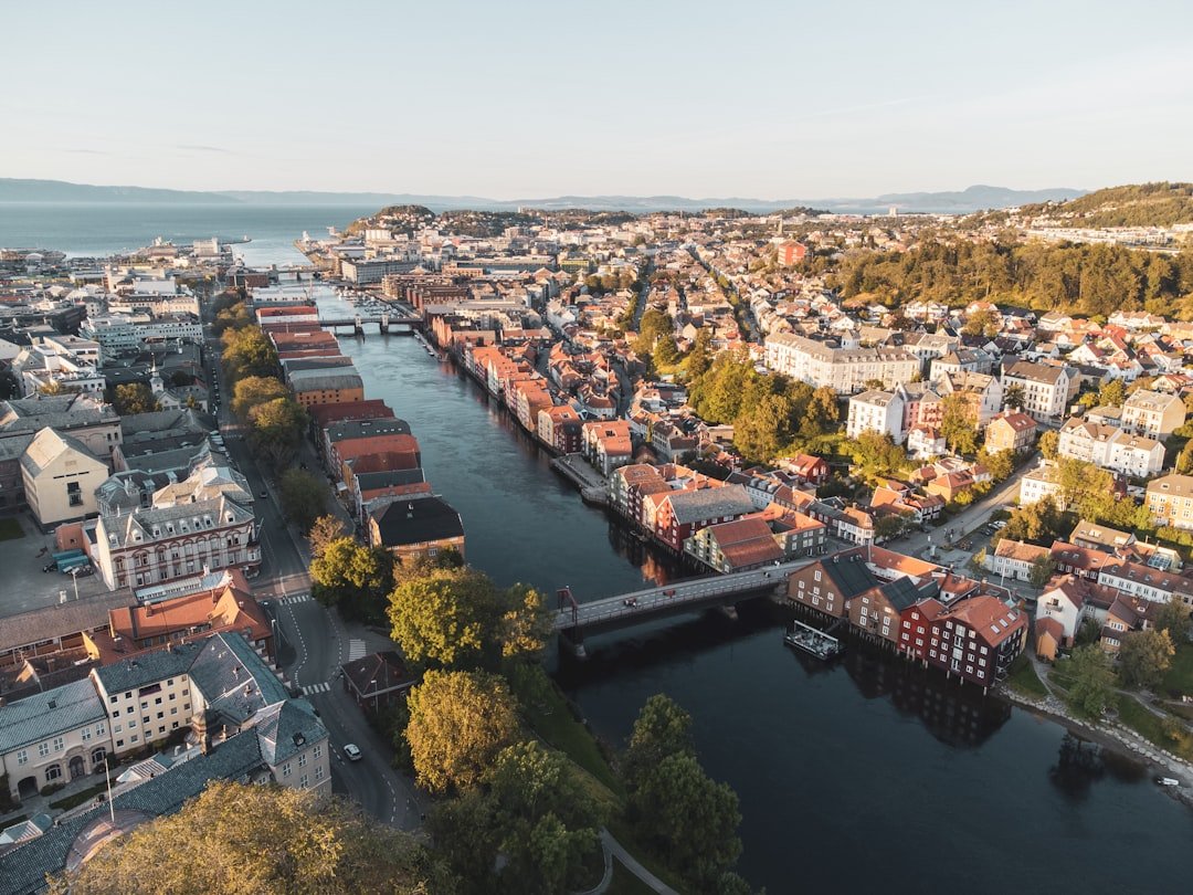 The Norwegian Coffee Break ("Kaffepause"): More Than Just Coffee